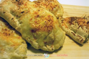 calzone de pollo, bacon y queso